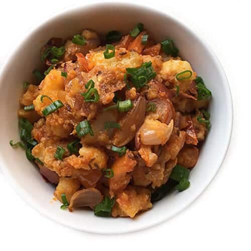 Aloo Tamatar Sabzi (Potato and Tomato Stir-fry) - Hooked on Heat